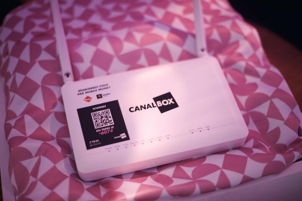 Bénin CANALBOX s’installe avec l’internet illimité à très haut débit (50 Mb/s à 15 000 FCFA par ...